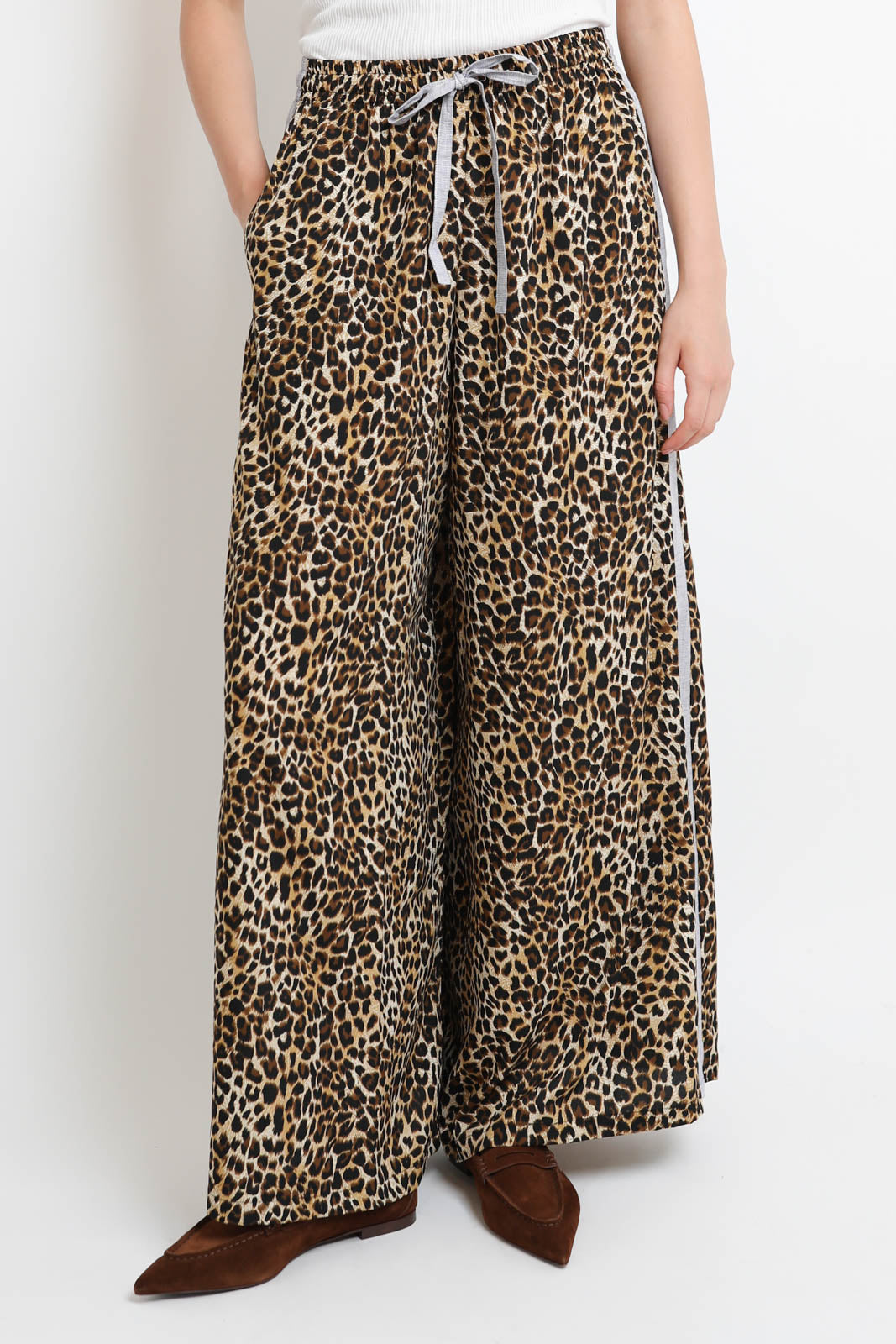 Hose Disco in Clyde in Leo mit Blau